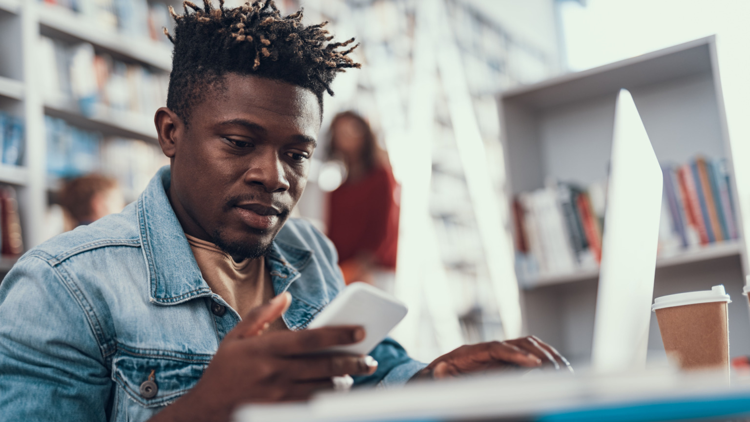 【注意喚起】マルコネクトを装った「【d払い】ご利用確認メール」のフィッシングメールにご注意ください | ニュース | 株式会社マルコネクト